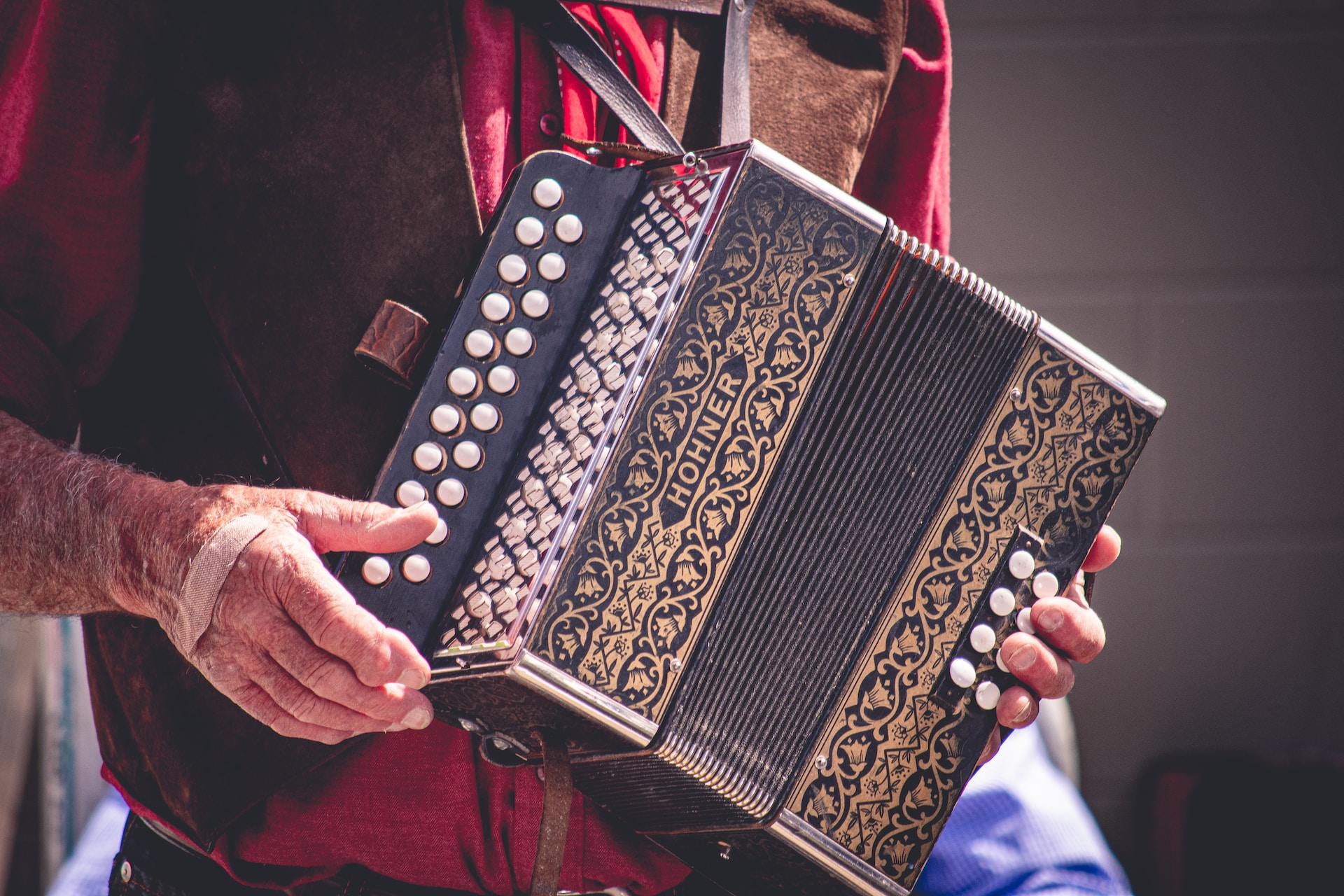 General Overview of the Most Popular Folk Music Instruments